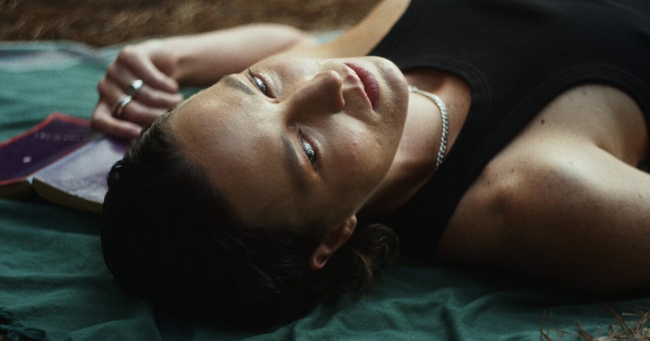 SOUTH AFRICAN ARTIST STRONZA RELEASES HER NEW VIDEO FOR LATEST SINGLE ...